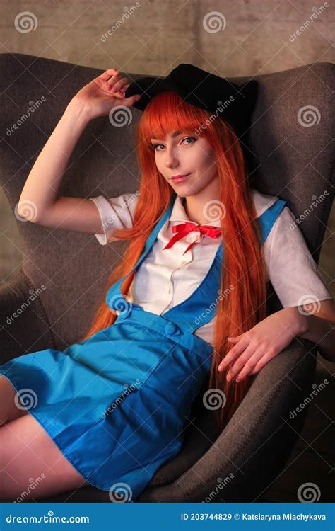 Jovencita Atractiva Con Uniforme De Escuela Azul Estilo Japon S Imagen De Archivo Imagen De