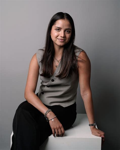 Errores En Tus Poses De Perfil Profesional Mujeres