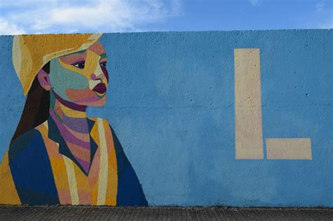 Mural por la igualdad en Moaña Faro de Vigo