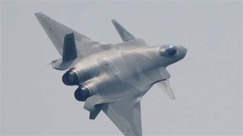 共機殲 20「野獸模式」現蹤 軍事專家分析：代表共軍已對1事有信心 風傳媒
