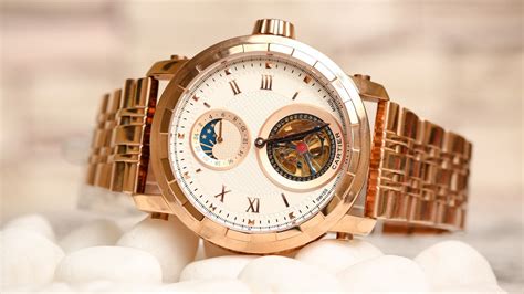The Best Gold Watches For Men That Exude Sophistication