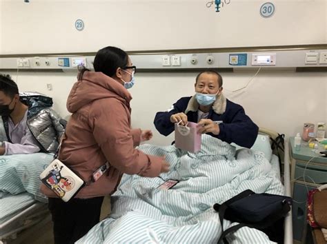 冬日暖阳——血液内科、风湿免疫科党支部开展患者慰问活动 南方医科大学顺德医院