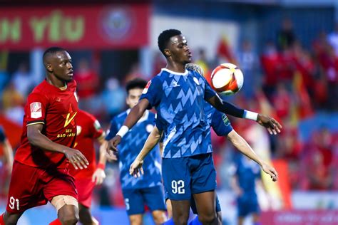 V League CLB TP HCM CLB Đà Nẵng Mưa bàn thắng tại sân Thống Nhất