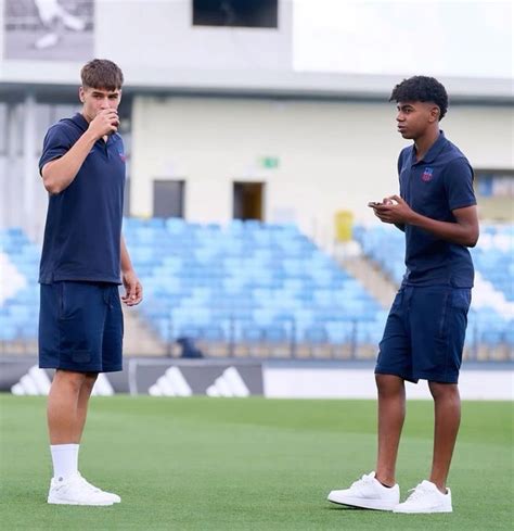 Lamine Yamal With Marc Guiu Nel 2024
