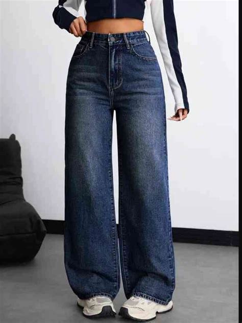 Baggy Jeans With Crop Tops The 2026 Ultimate Style Guide For Girls