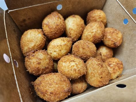 Mini Bites Factory Everett Ma 02149 Menu Reviews Hours And Contact