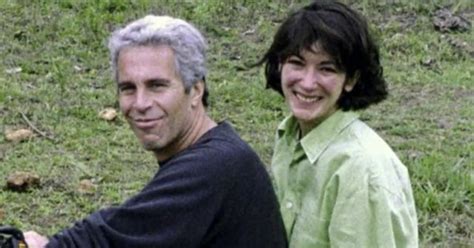 Ghislaine Maxwell Jury Could Get Case By End Of Day Monday Cbs News