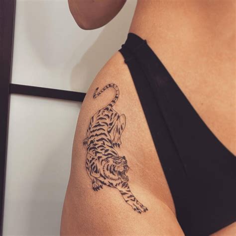 Tiger Hip Tattoo For Women