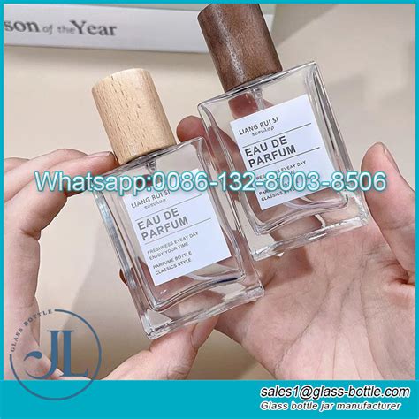 50ml Wooden Cap Screw Neck Perfume Bottle Supplier