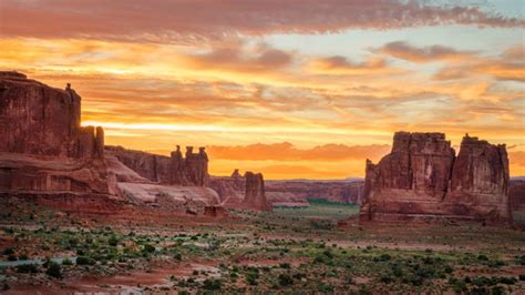 Visit Zion Bryce Canyon Capitol Reef Arches And Canyonlands Plus