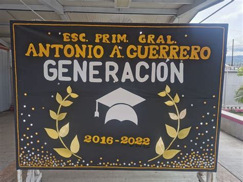 Periódico mural de clausura graduación Decoraciones para fiesta de