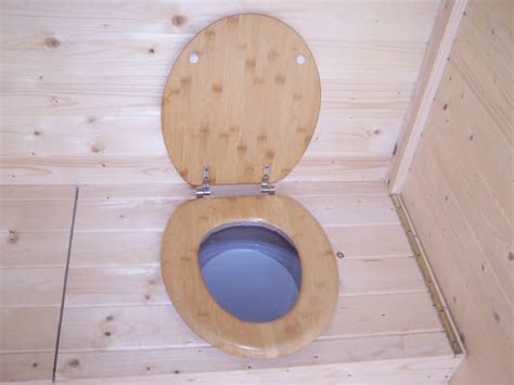 Abri WC Bois Massif Avec Plancher Panneau 16 Mm EDEN TOILETTES