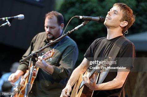 Toad The Wet Sprocket In Concert Photos And Premium High Res Pictures