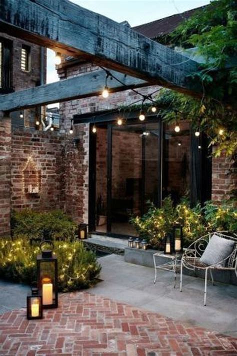 60 Adorable Front Yard Lighting Ideas For Your Summer Night Vibe