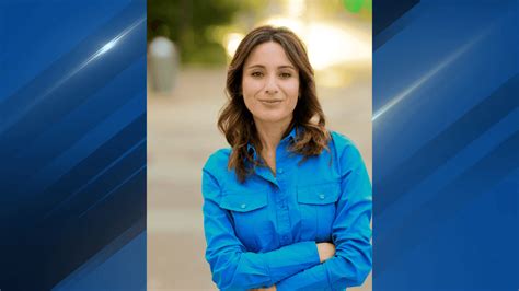 La Representante Estatal Gina Hinojosa Se Lanza Por La Gobernatura De