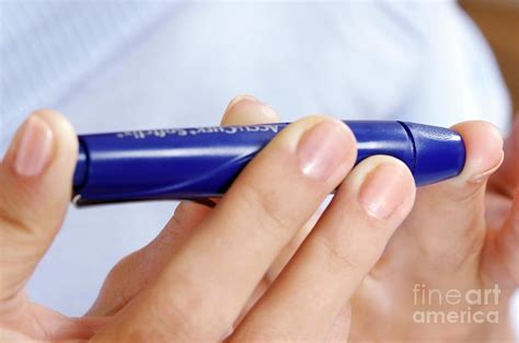 Blood Glucose Testing Photograph By Lea Patersonscience Photo Library