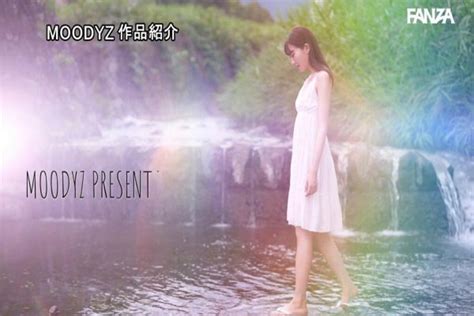Midv 604 新人 夢はアイドル衣装デザイナー専属鈴音まゆavデビュー 昭和顔の9頭身 超敏感スレンダー現役女子大生 Post4 無料av動画