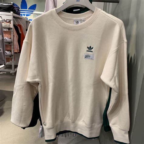 阿迪达斯 Du9889hk 香港代购 三叶草adidas三叶草女运动休闲卫衣套头衫du9889hkadidas 系列阿迪达斯专卖