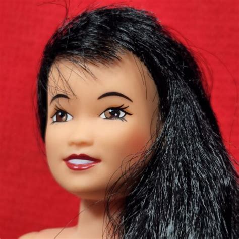 Vintage 1994 Bandai Barbie Doll Toy Black Hair Brown Eyes Red Lips 4631554197