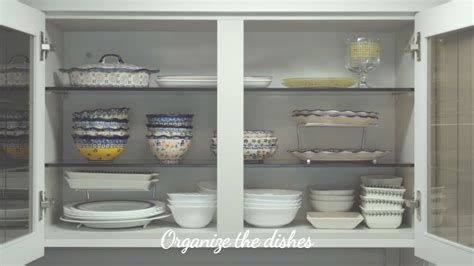 Sub 좁은 상부장을 넓게 쓰는 그릇정리꿀팁 다이소 그릇선반 추천 Youtube