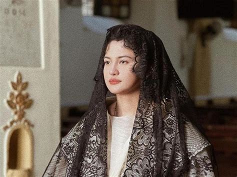 Actress Julie Anne San Jose As Maria Clara A Characte