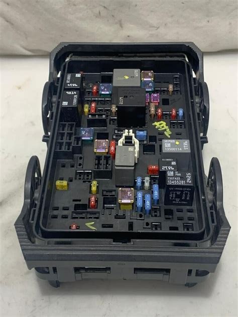 18 Chevrolet Malibu Fuse Box Control Module Oem 84181106 03 Ebay