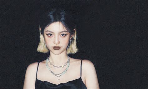 Rising Star Ruihan Xus Story Voyage La Magazine La City Guide