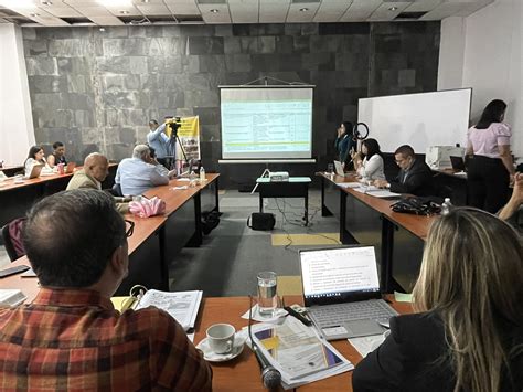 Abogados Continúan Presentando Postulación Para Magistrados Ante Junta