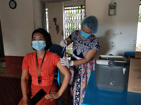 ပေါင်းတည်မြို့တွင် ပြည်သူများအား ကိုဗစ် ၁၉ရောဂါ ကာကွယ်ဆေး ဆက်လက်ထိုးန