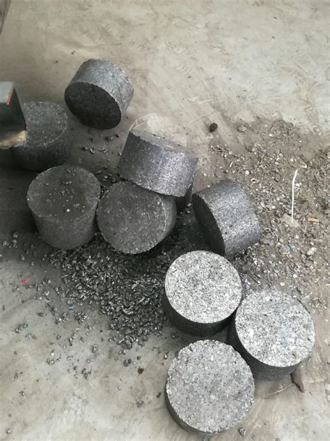 铁粉屑压块机 铝屑压块机 金属屑 粉末冶金成型液压机 哔哩哔哩