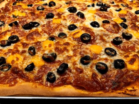 Super Easy Pizza Dough Quick Homemade Emilyfabulous
