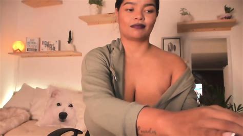 Busty Helen Fingering Her Pussy In Yoga Pants Eporner