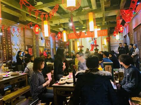 大运河畔的川渝风味｜小龙坎北京首店