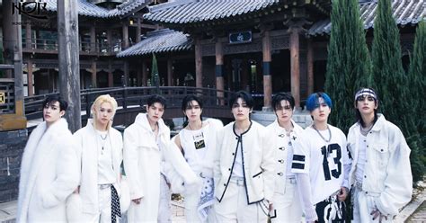 글로벌 탑 아티스트 스트레이 키즈 2025 월드와이드 맹활약 신규 프로젝트 예고