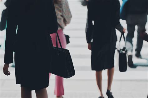 「向いている仕事が分からない」を超えた1位は？ Z世代300人超に聞いた「就活の悩み」トップ10発表 オトナンサー