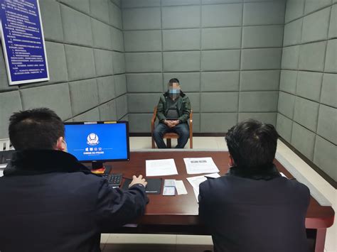 酒驾惯犯成都一司机无证开车还酒驾结果遭行政拘留 四川在线