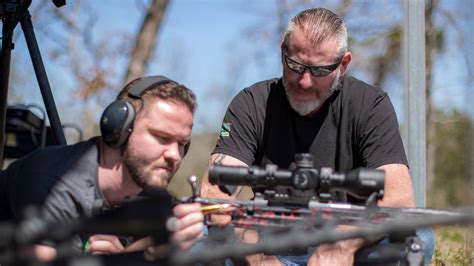 How To Zero Your Ar 15 Step By Step Guide For 25 50 100 Yards G2