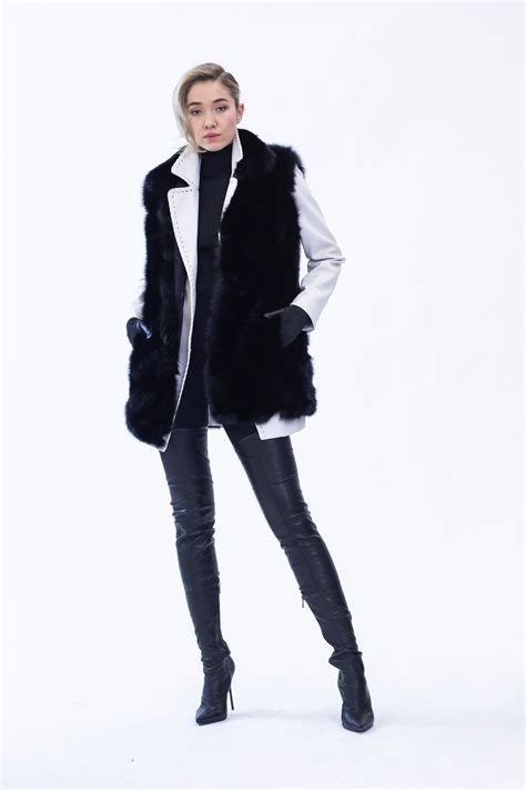 Dennis Basso Fall 2024 Ready To Wear Collection Photos