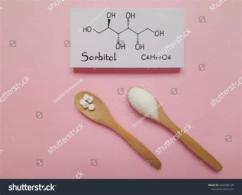 Sorbitol Toothpaste ภาพสต็อกปลอดค่าลิขสิทธิ์และรับสิทธิ์ใช้งานได้กว่า