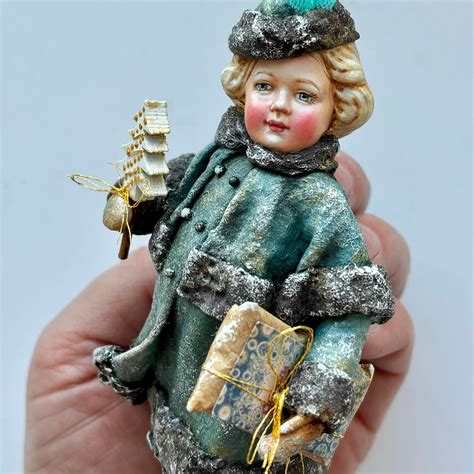 Наталия Гладышева Привет мои дорогие Барышня со свертком Игрушка не новая в наличии нет