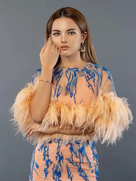 6 Potret Intan Permata Selebgram Yang Tengah Jadi Sorotan Hot