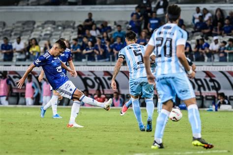 Por que a partida contra o Londrina é fundamental para o Cruzeiro