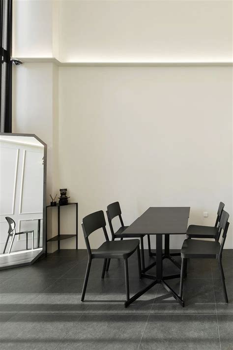 블랙and화이트톤 미니멀 디자인의 14평 카페 비용 Cafe Interior Cafe Design Design
