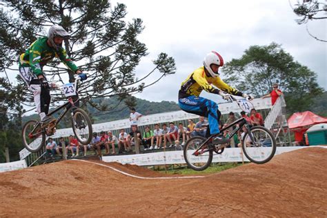 Jaraguá do Sul faz dobradinha no BMX dos Jogos Abertos de Santa