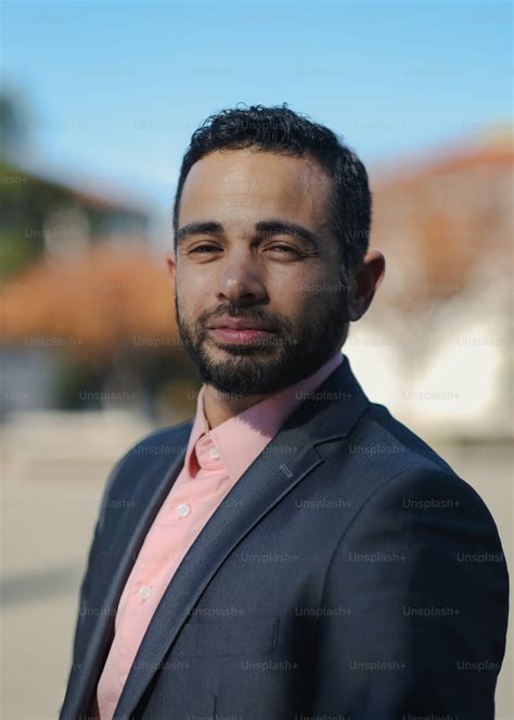 양복을 입은 남자 사진 Unsplash의 초상화 남자 이미지