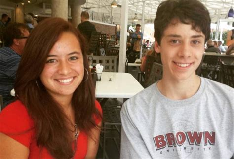 Woman Born To Sperm Donor Tracks Down 40 Half Siblings Metro News