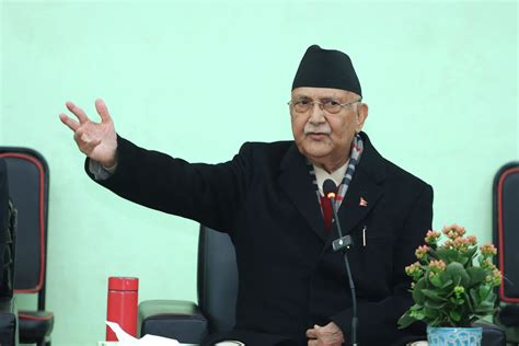 राजावादीको उर्लँदो गतिविधि देखेपछि प्रधानमन्त्री ओलीलाई फुर्यो यस्तो कविता