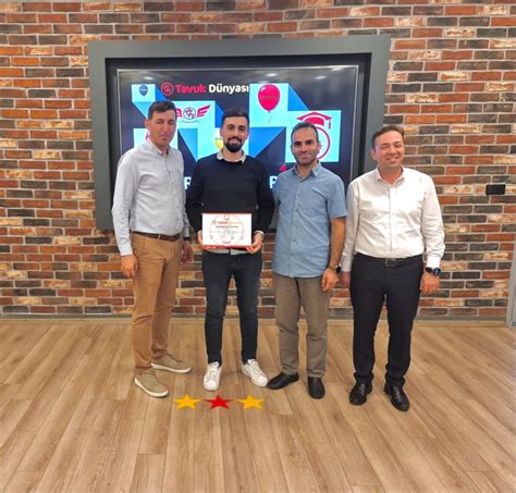 Batuhan Batur Linkedinde Tavuk Dünyası