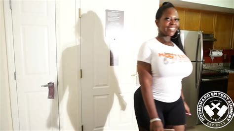 Huge Milf Ebony Waitress Promo