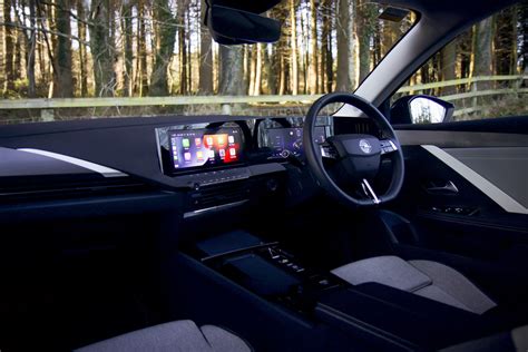 Opel Astra Phev Reviews Complete Car